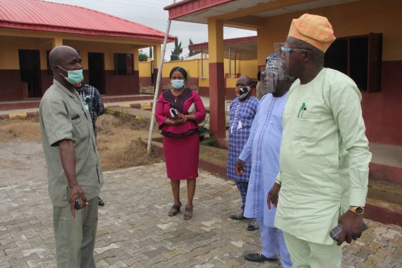Oyo SUBEB Chairman inspect Schools in Ibadan | Oyo State News