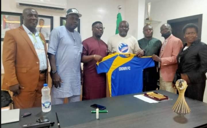 Crown Football Club Employs 45 Year Old New Coach | Oyo State News
