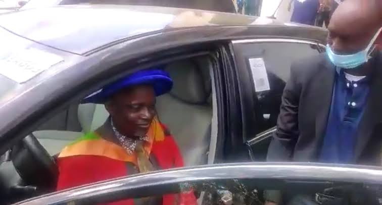 Students, Protégés Gift Ibadan Poly Rector a Car | Oyo State News
