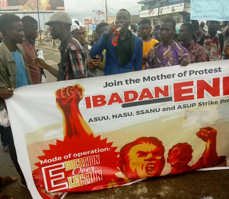 ASUU Strike: Protesting Students Accuse Soldiers of Threatening to Kill ...
