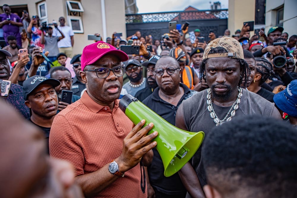 He Didn’t Hide, He Didn’t Fight Back: 5 Things Seyi Makinde Did When ...